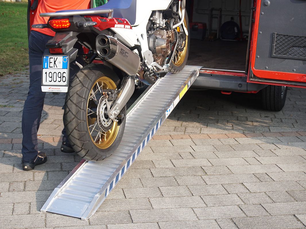 Single Ramps - Ramp Company - Aluminium Loading Ramps UK Ireland